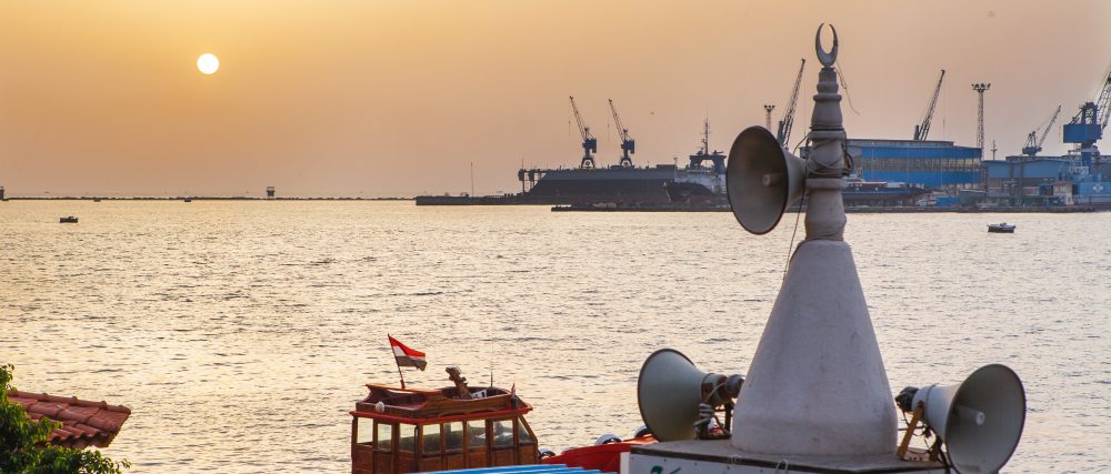 Will the Suez Canal blockage affect your contract? | Lynn & Brown Lawyers
